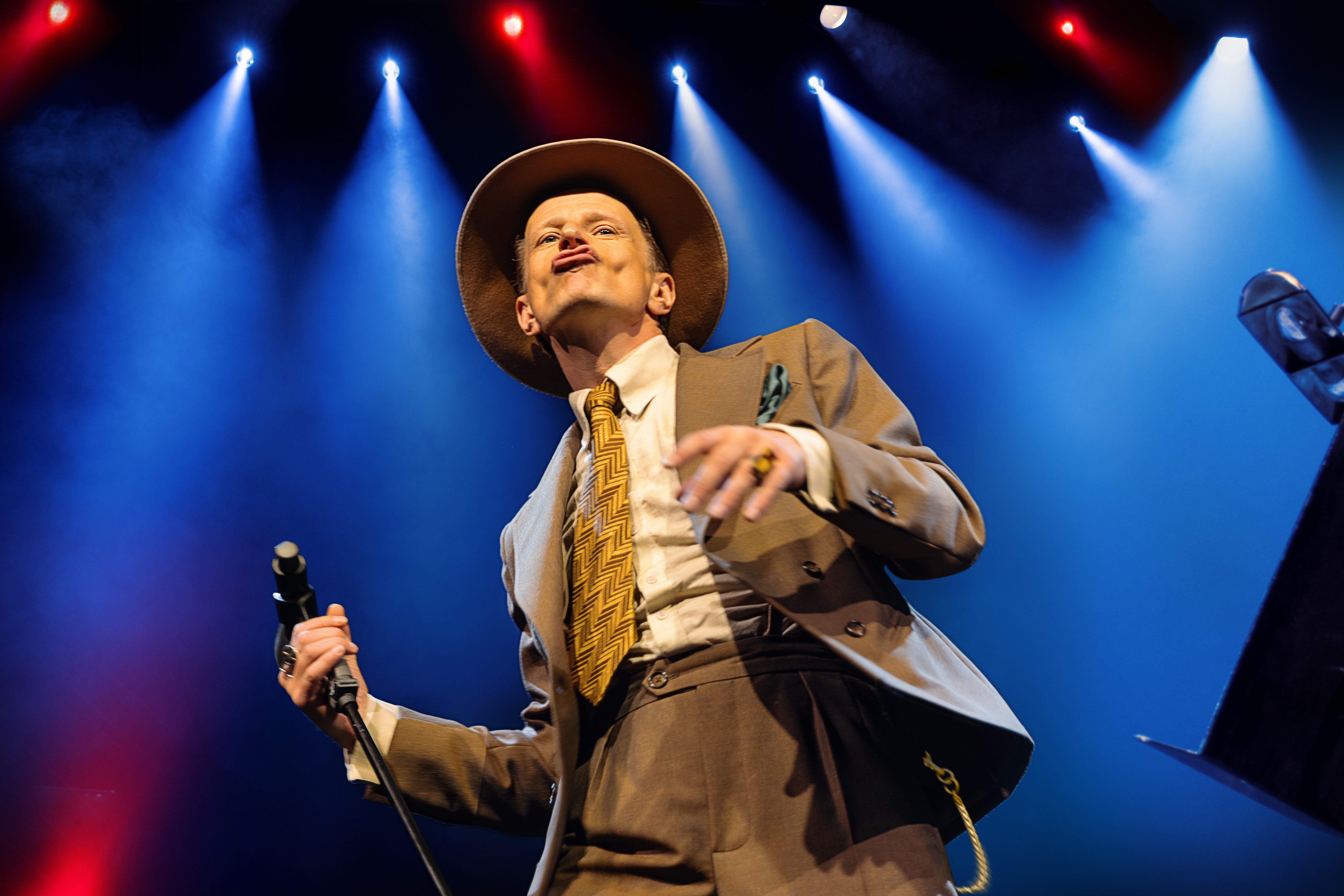 David Bowie-Abend mit Alexander Scheer am Berliner Ensemble | berliner-ensemble